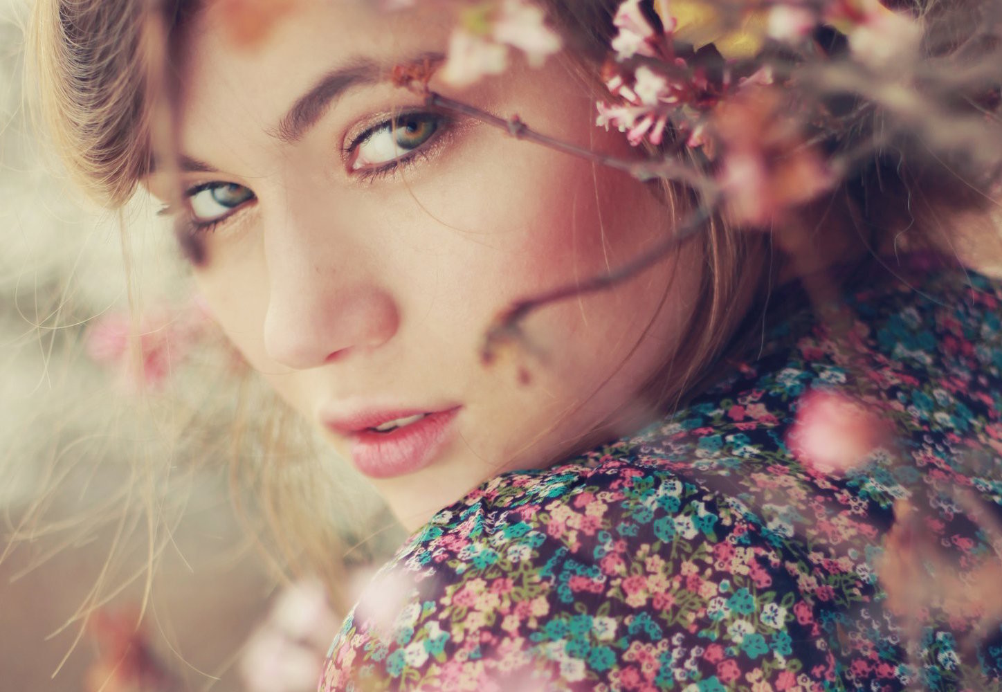 alexandra_cover - 500px