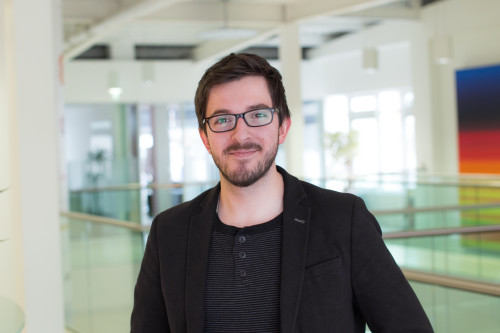 A Day in the Life of Andrew Hoyle, Photojournalist for CNET - 500px