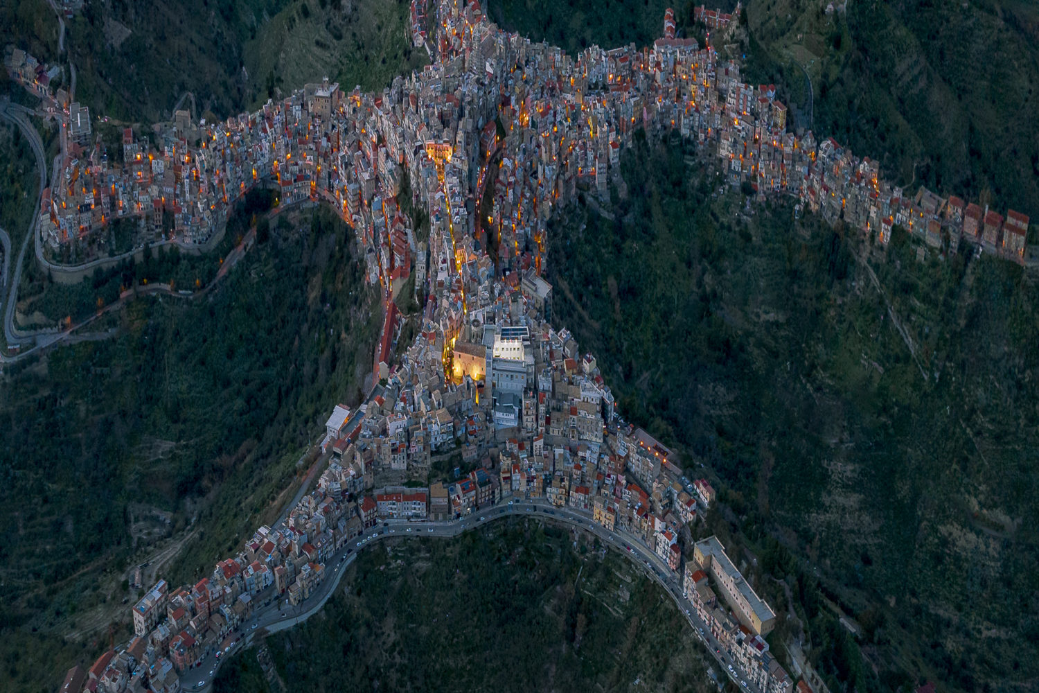 Architecture-1st place-giant-sara zanini - 500px