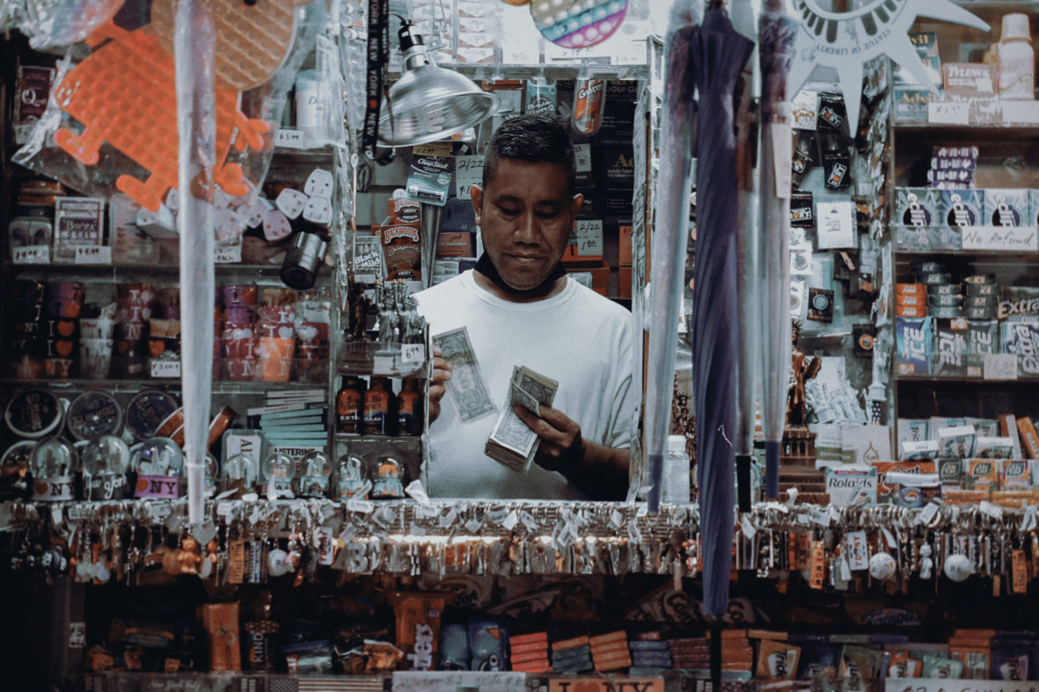 streetlife-hm-window of the american dream-patricia rojas - 500px